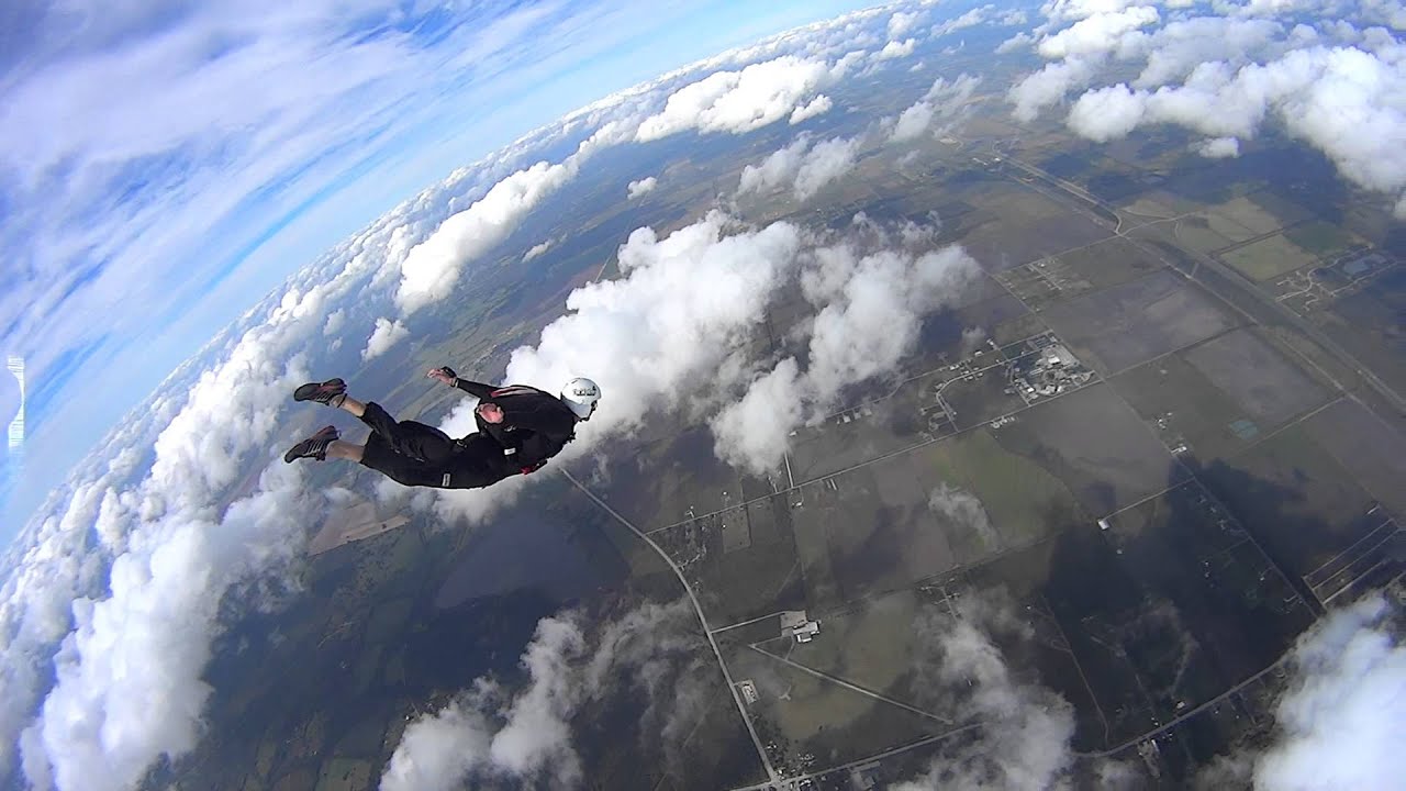 Skydive Spaceland Houston Diveflow 15( Graduation Skydive) - YouTube