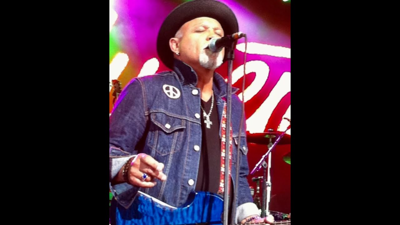 Derek St. Holmes - THE REAL VOICES OF ROCK - YouTube