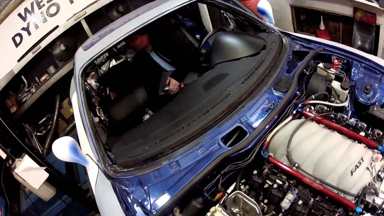 427 LS3 RX7 - Lingenfelter TRG-001A quits out during dyno tune - YouTube