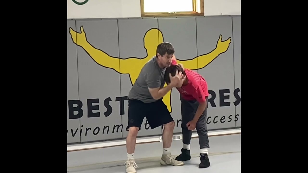 Reverse Headlock from American Underhook - YouTube