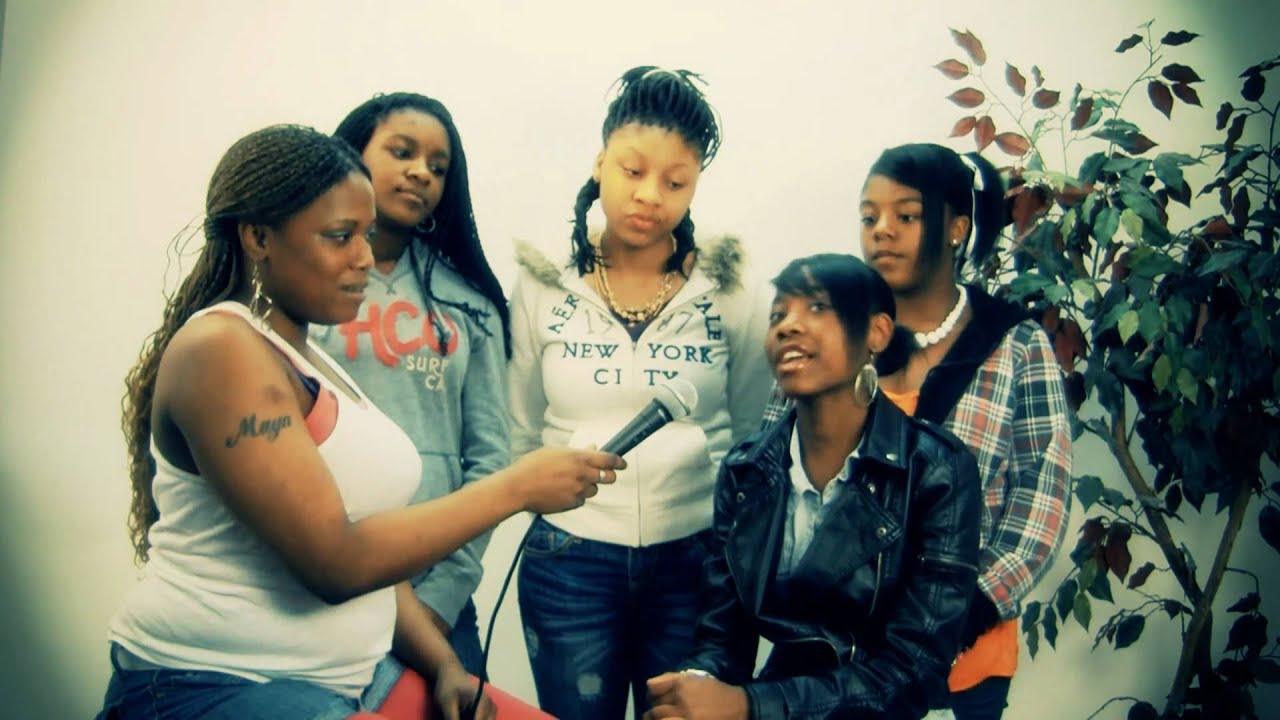 INDY SAUNDERS "INDY TV!!" EP 1 - YouTube