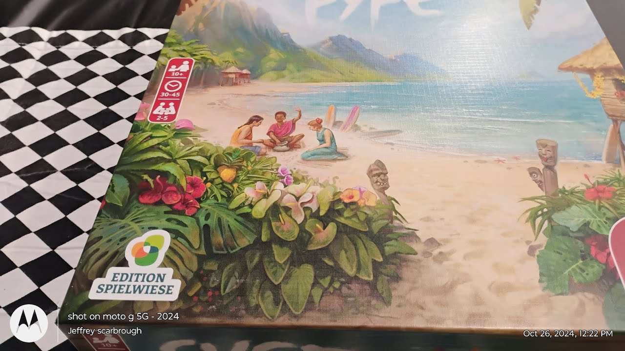 Unboxing Fyfe board game at MCX 2024 - YouTube