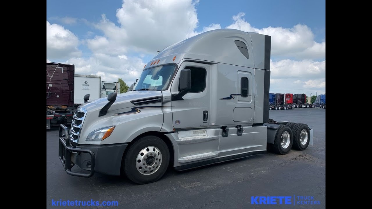 2020 Freightliner Cascadia 126 - Silver (FR0682U) - YouTube