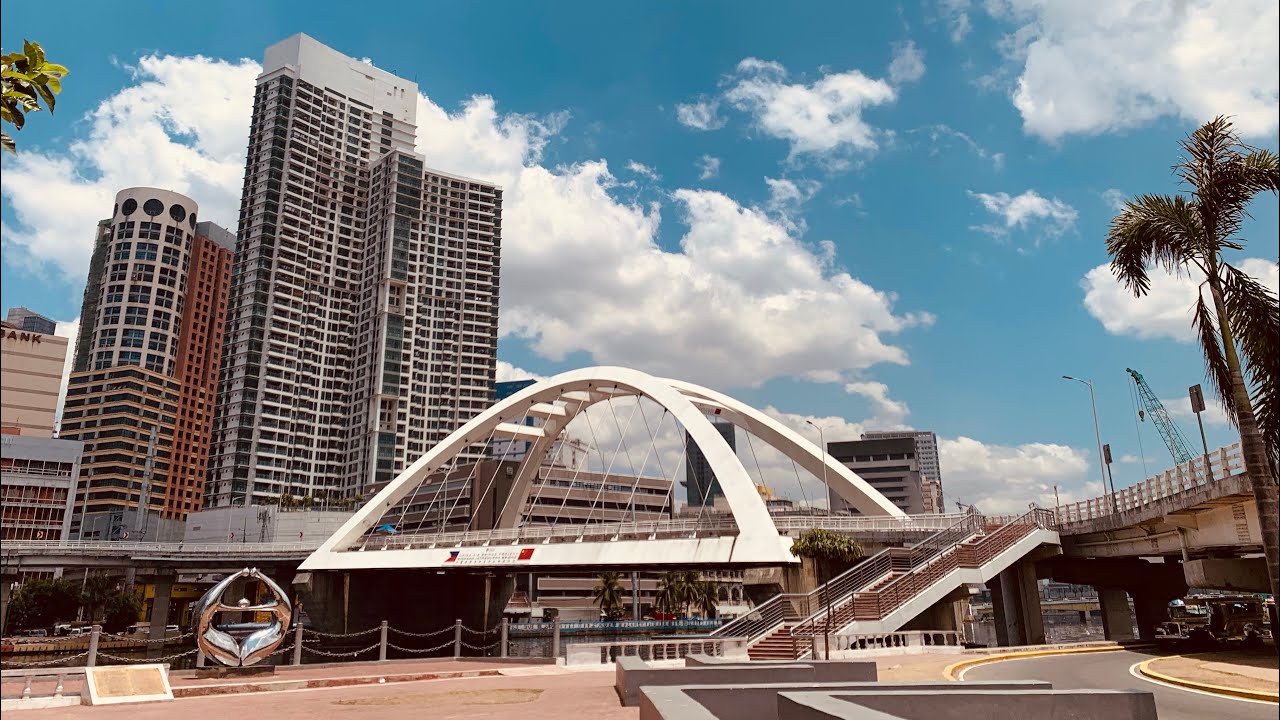 One of the nice bridges here in Manila Philippines | Binondo-Intramuros ...
