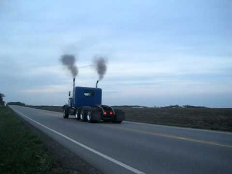 Jeff Cornelius 86' Peterbilt KTA 600 Cummins - YouTube