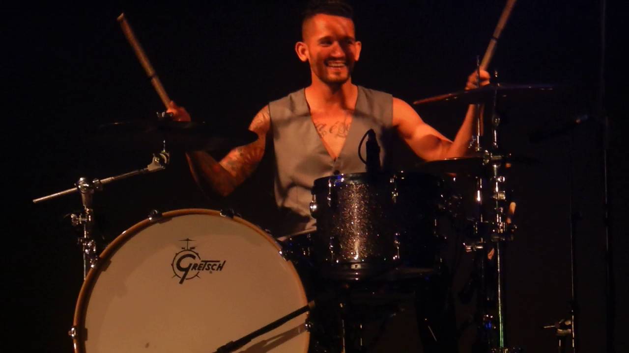 Lord Bishop Rocks - mit einem atemberaubenden Schlagzeugsolo - YouTube