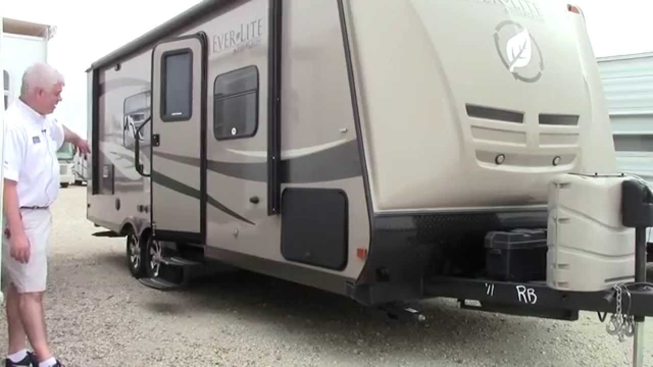Preowned 2011 Evergreen Everlite 25RB Travel Trailer RV- Holiday ...
