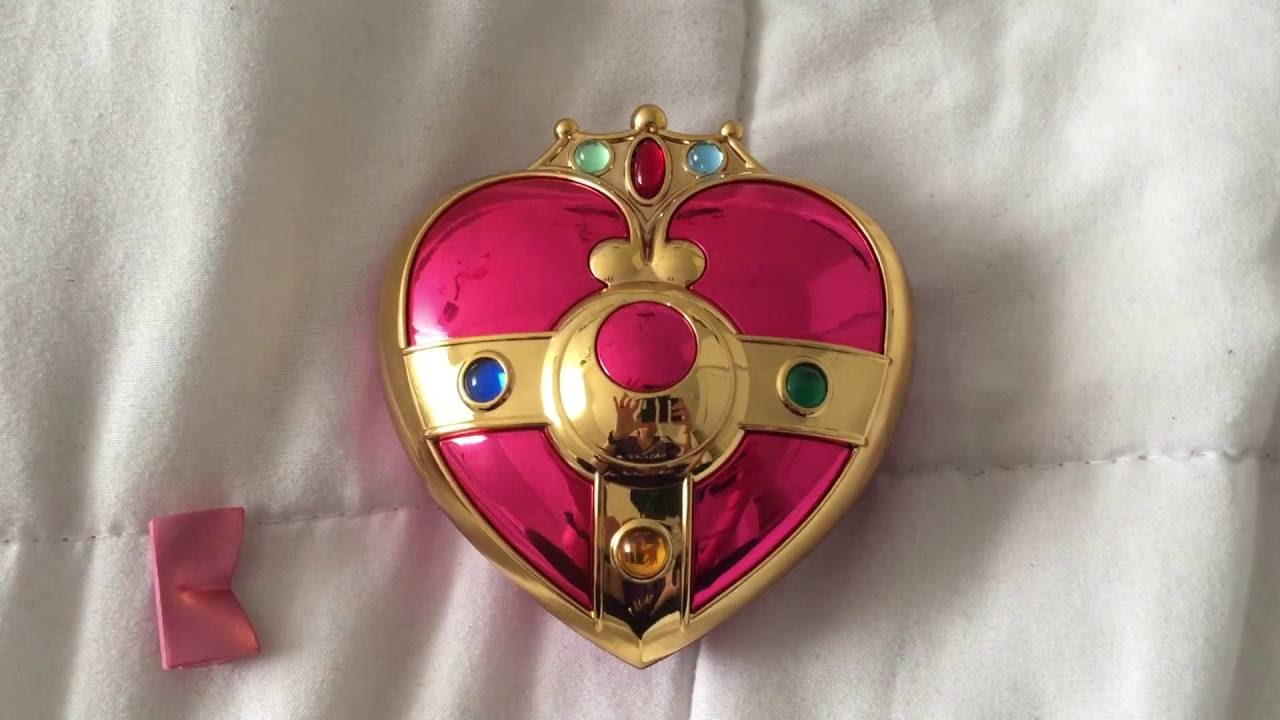 Sailor Moon Cosmic Heart Compact Proplica - YouTube