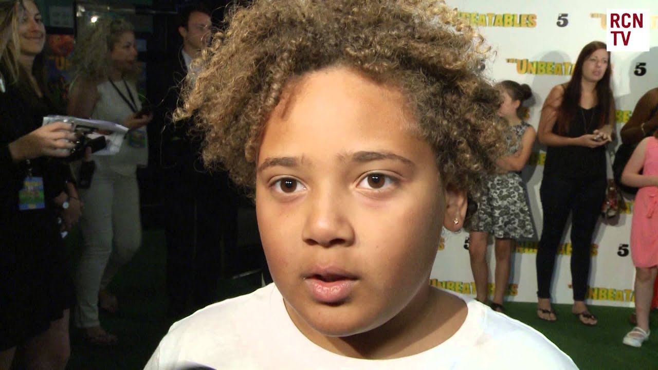 Devon Higgs Interview - The Unbeatables Premiere - YouTube