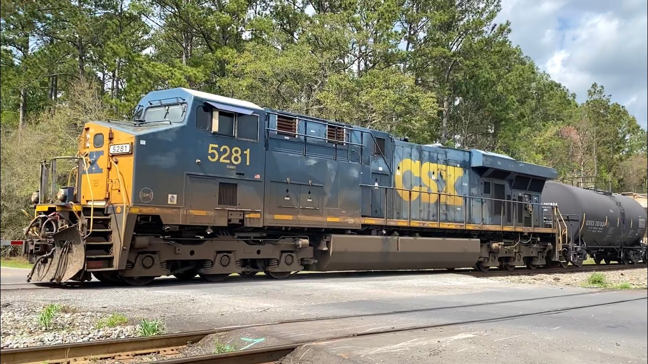 CSX ES40DC 5281 Leads M457-01 at Callahan, FL - YouTube