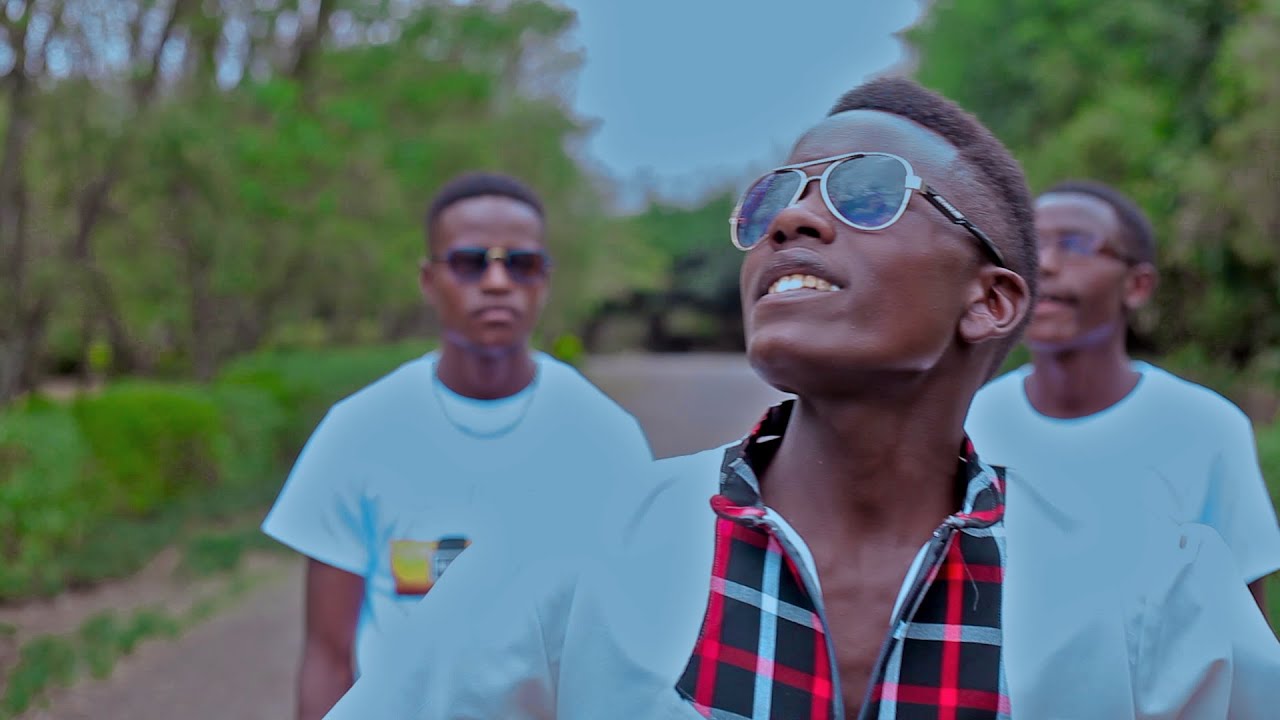 YOUNG BLESS - ENKOMONO AI(OFFICIAL MUSIC VIDEO) - YouTube