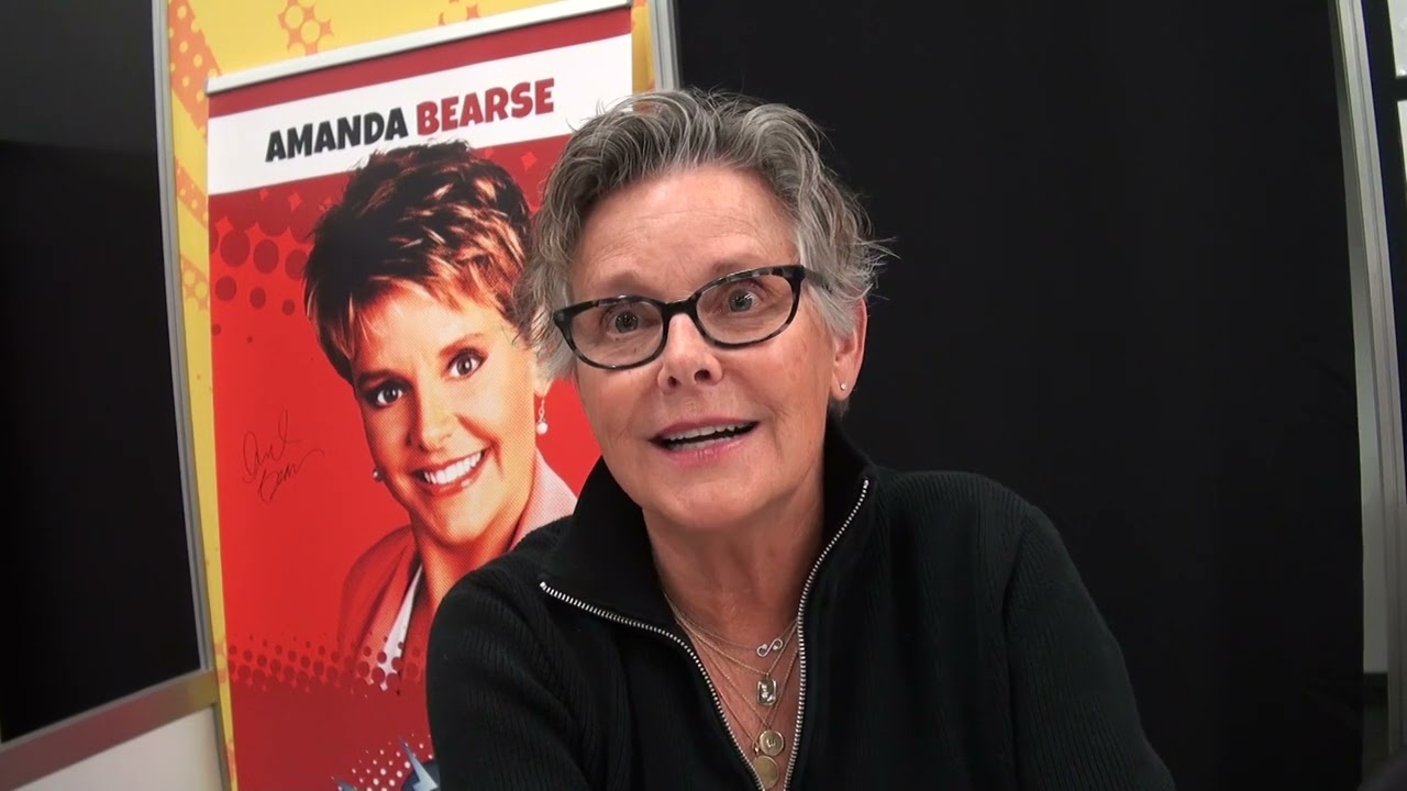 Amanda Bearse 2022