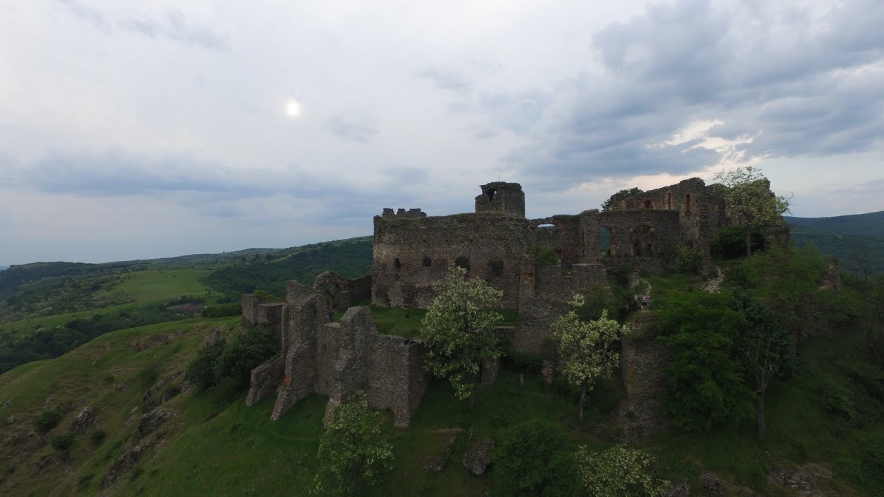 Cetatea Soimos - YouTube