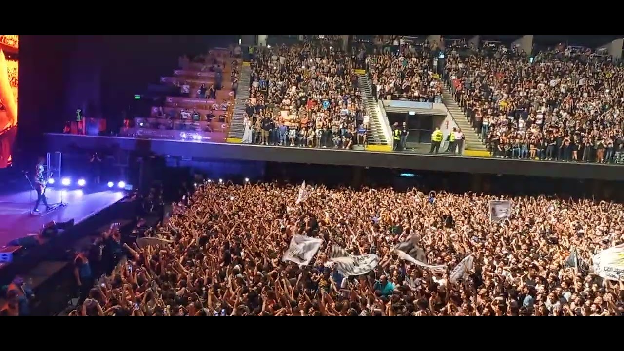 Tan solo - Ciro y Los Persas - Movistar Arena 21/12/2023 - YouTube