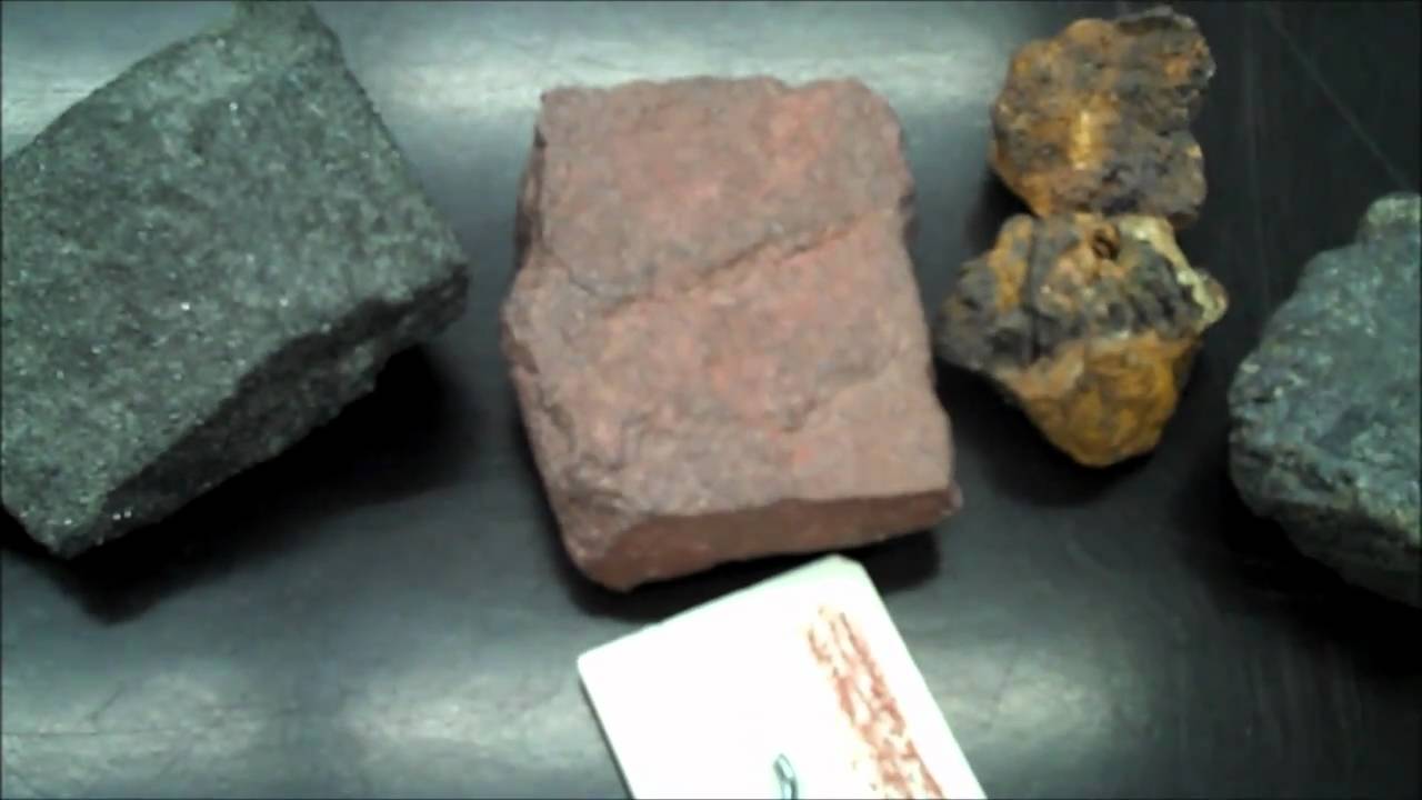 A Few Oxide Minerals - YouTube