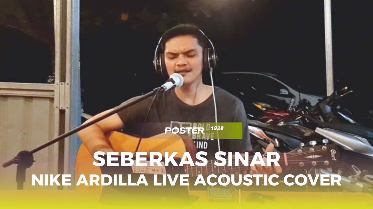 Nike Ardilla - Seberkas Sinar (acoustic live cover) - YouTube