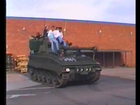 Abbot FV433 SPG at Harris Brushworks June 1994 - YouTube