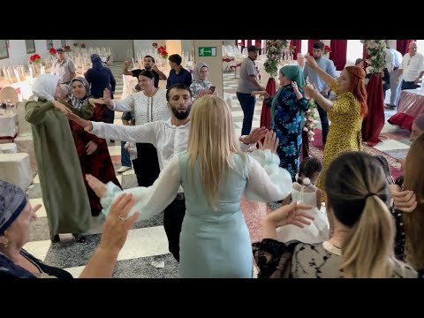 Ажай Абакарова -  зажгли свадьбу  🔥🔥🔥🔥 танец 💃