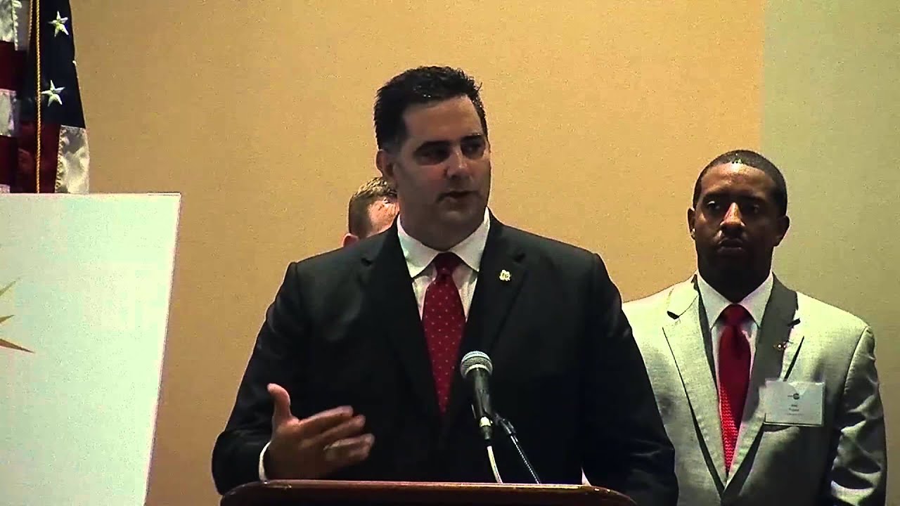 Rich Negrin Tells His Moses Story at PhillyRising Conference - YouTube