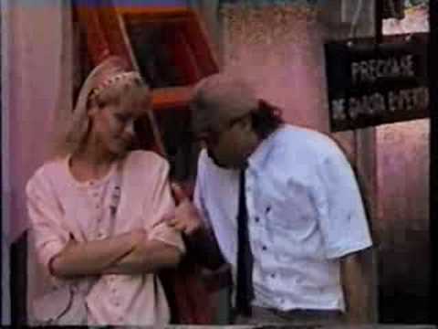 Xuxa mostra o trailer de "Lua de Cristal" no Xou - 1990 - YouTube