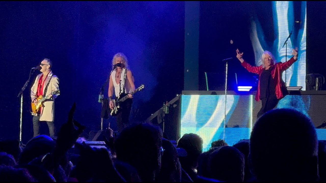 Def Leppard - Armageddon it - Melbourne, Tue 14 Nov 2023 - YouTube