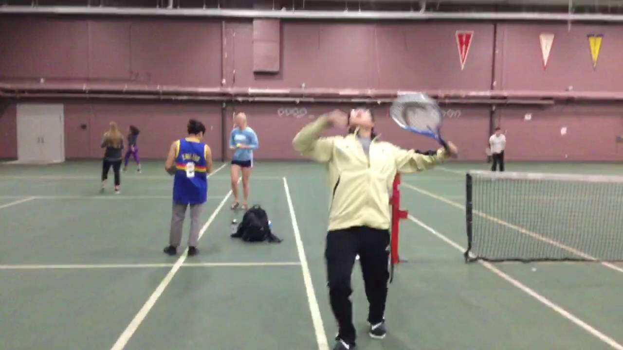 Left Hand Tennis Serve - YouTube