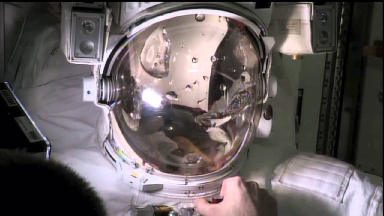 Astronauts Spacesuit Malfunctions Live on Camera | NASA ISS Space ...