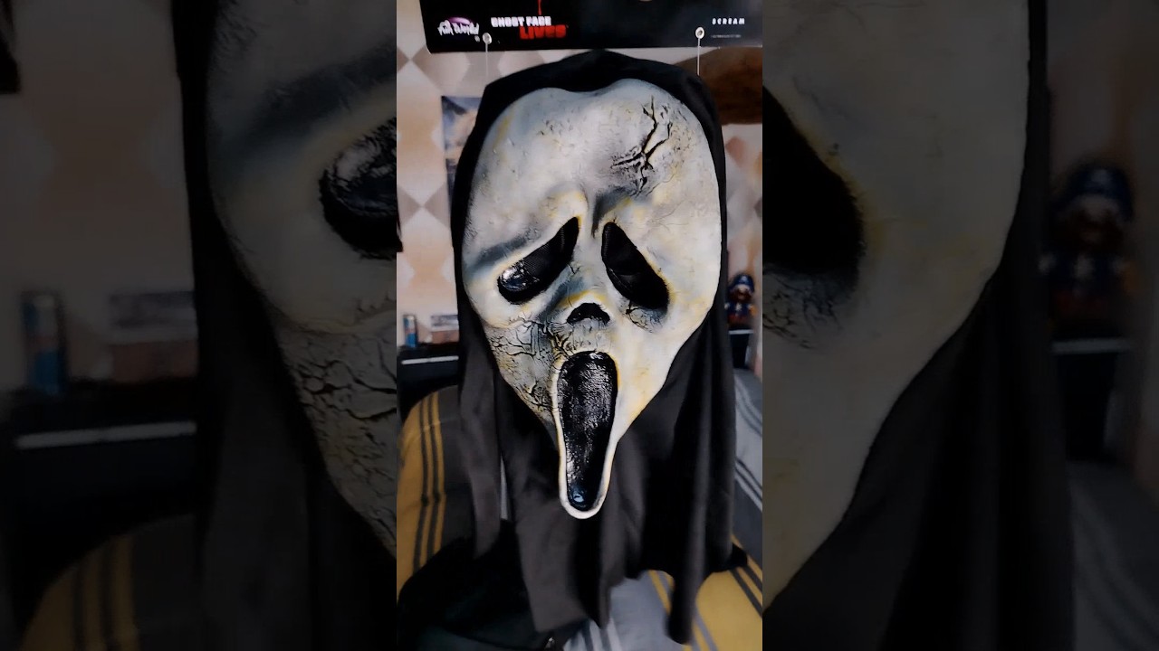 J'ai reçus le masque pour la suite du tournage de l'épisode 3 saison 2 ... J'ai reçus le masque pour la suite du tournage de l'épisode 3 saison 2 ...