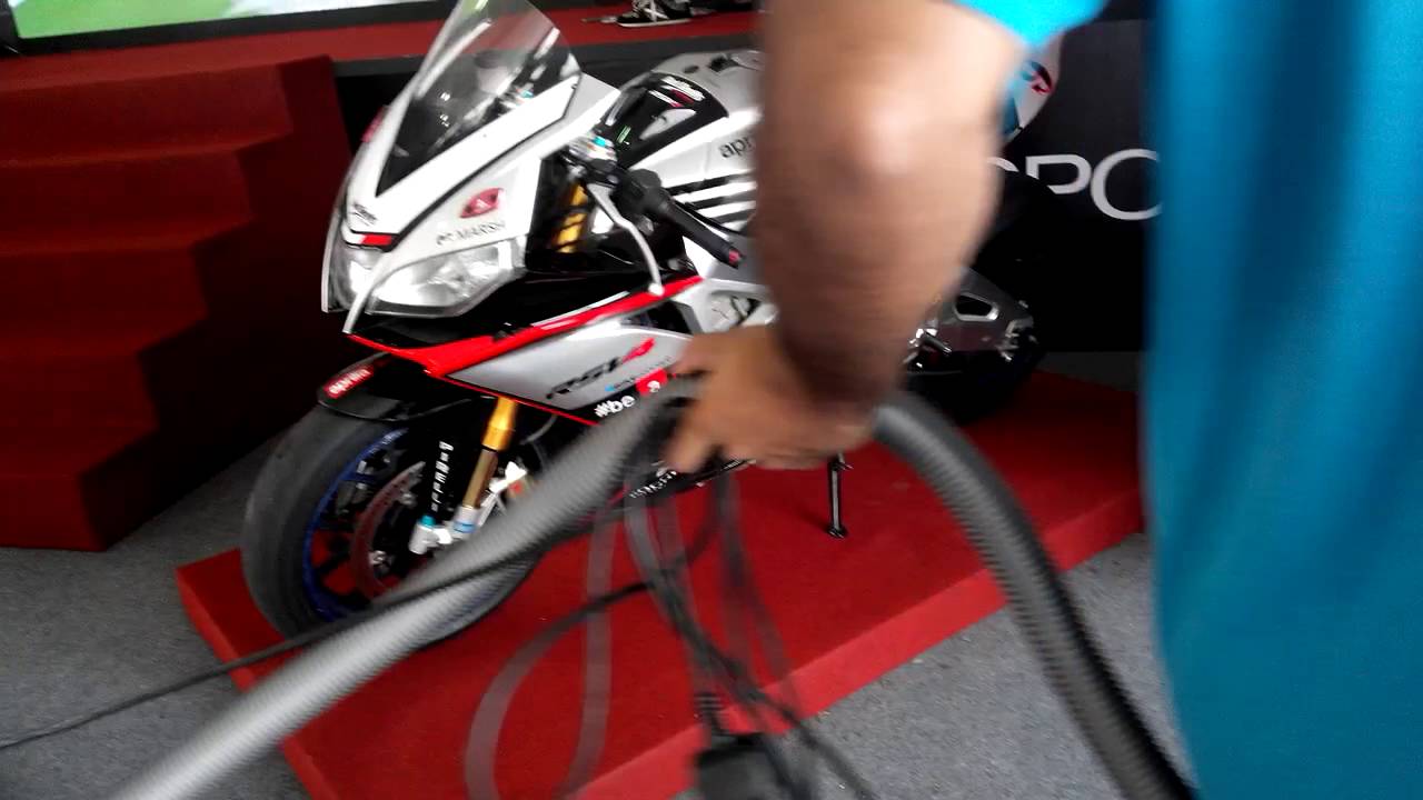 RSV4 Whyzul at Sepang 2016 WSBK - YouTube