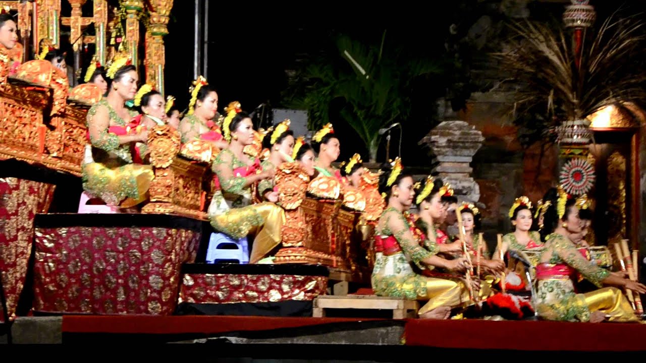 Gamelan performance by women - YouTube