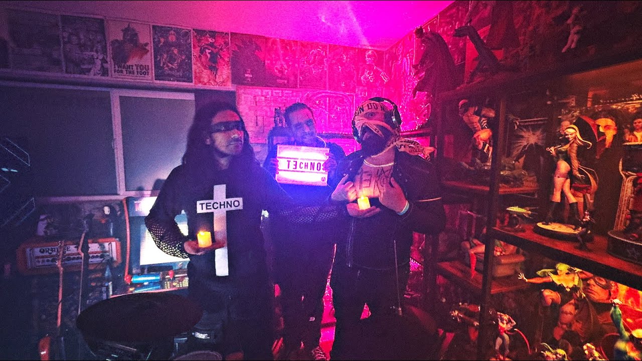 PIG MACHINE - TEKNO (BETTER THAN YOUR MUSIC) - YouTube