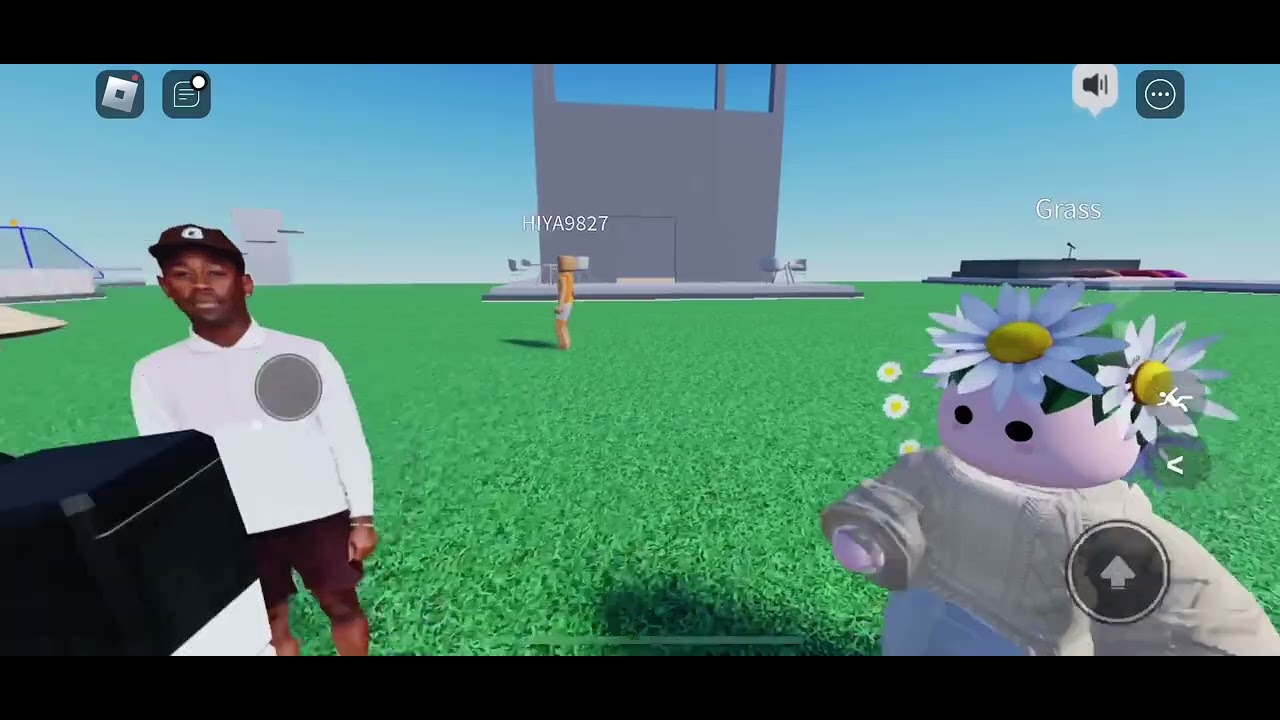 Playing Roblox mic up - YouTube