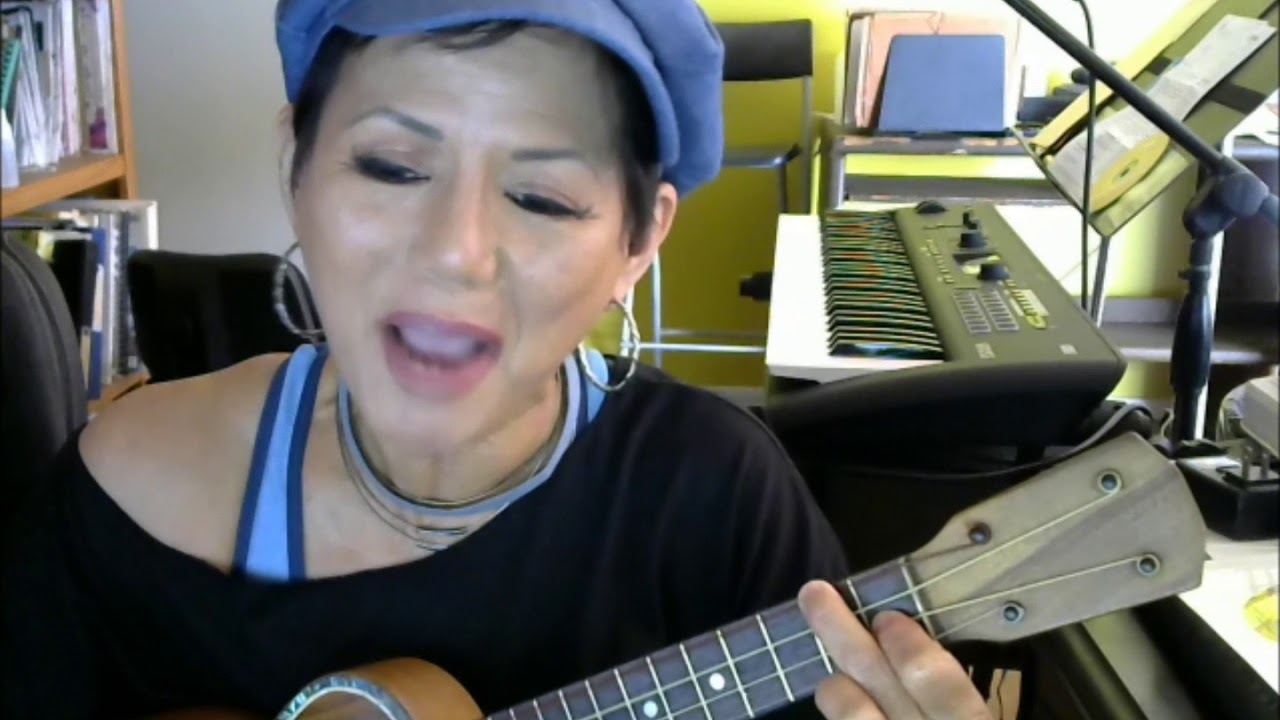 Ukulele Lesson #1 Fish and Poi C-Am-F-G7 - YouTube