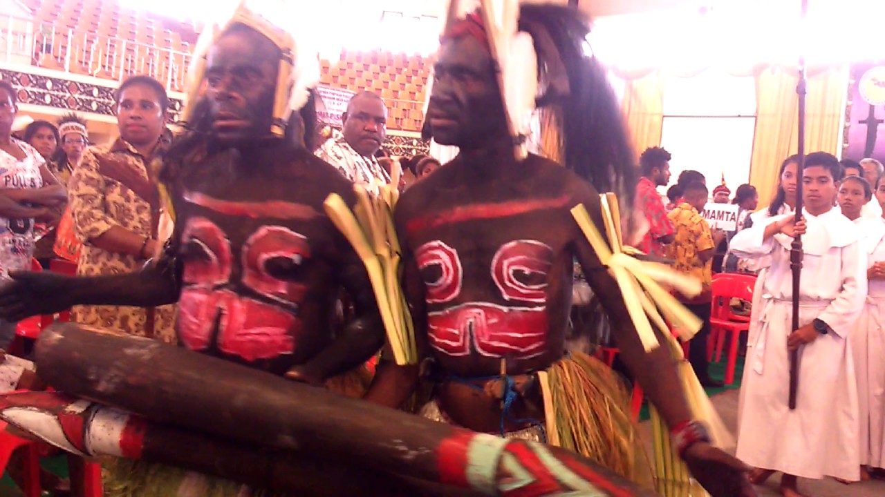 Lok dance from sout Iwur - YouTube