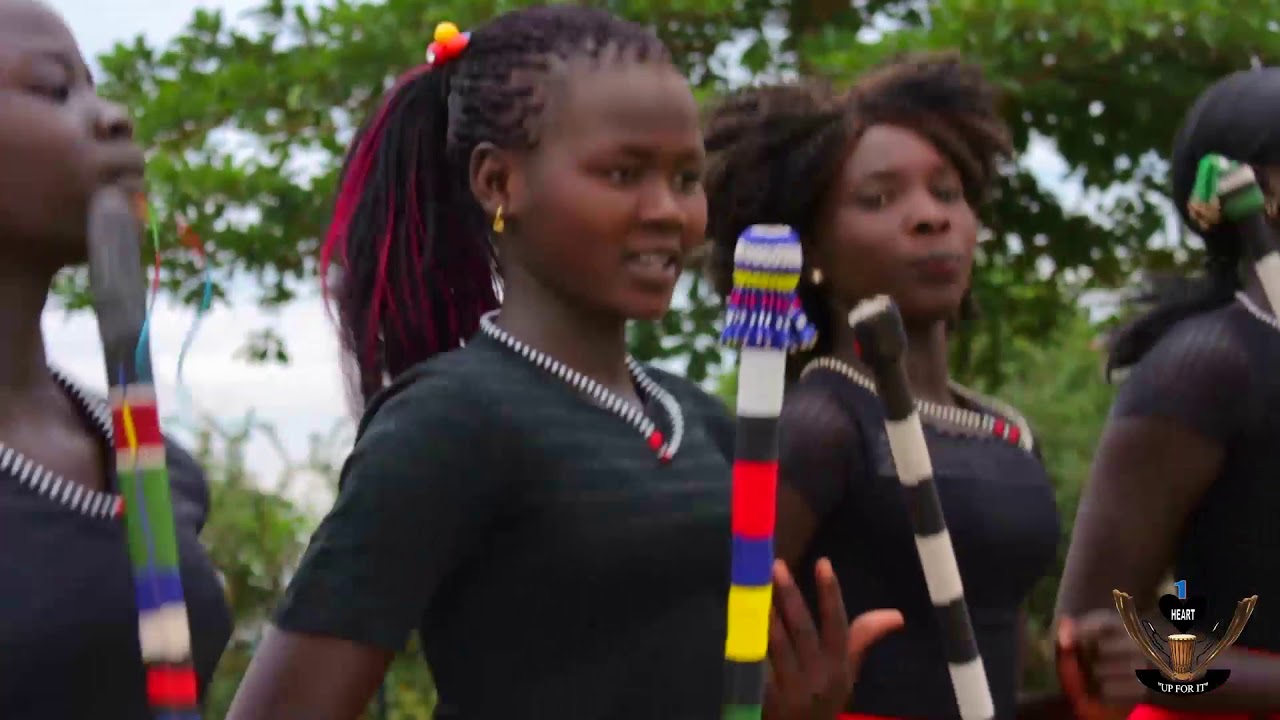 DINKA TRADITIONAL DANCE 2019 LATEST ONE HEART'S VIDEO - YouTube