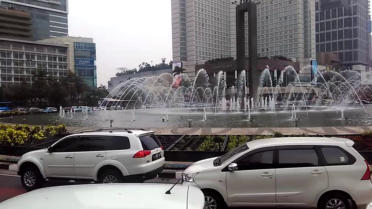 To Halte Busway Tosari - YouTube