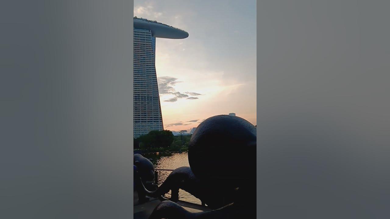 Marina Bay Sand Hotel - YouTube