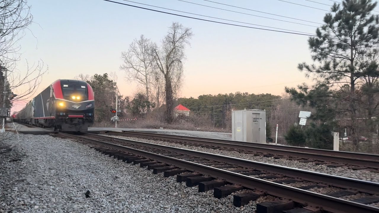 Amtrak Floridian 41 racing through Chester, VA (12/14/2025) - YouTube