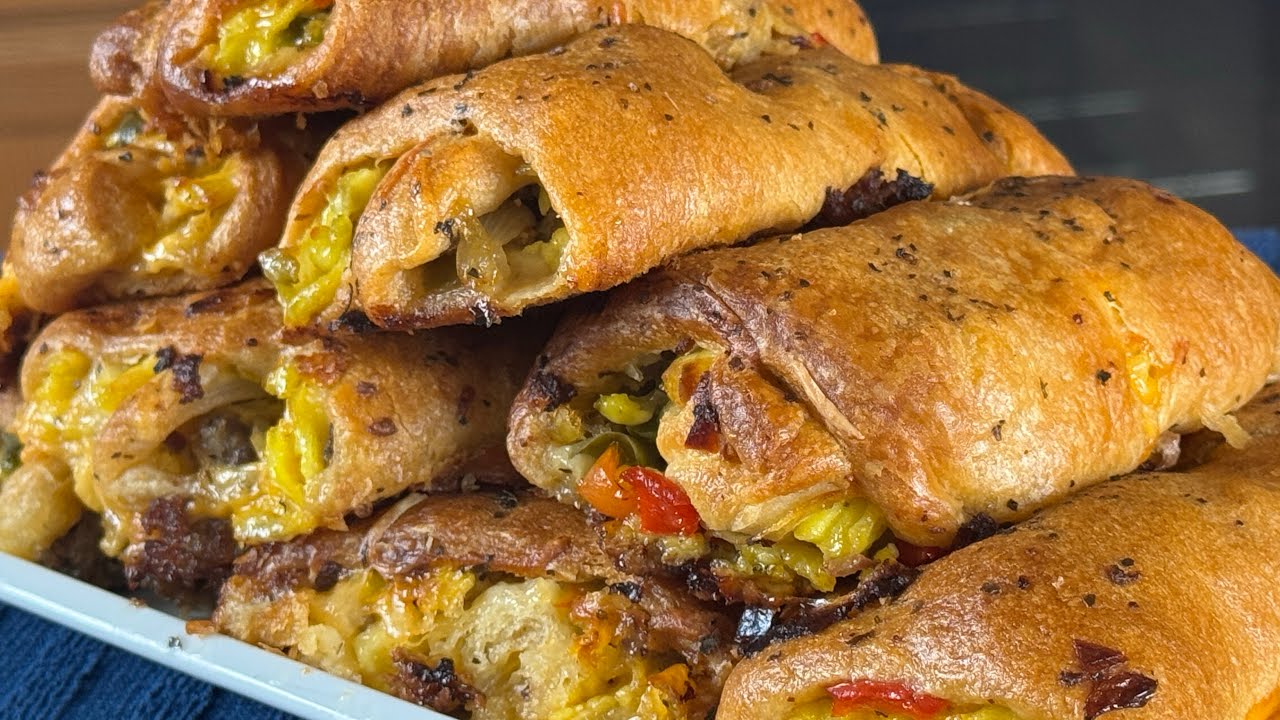 Breakfast Pockets / Stuffed sausage, cheese, eggs and veggies Breakfast ...