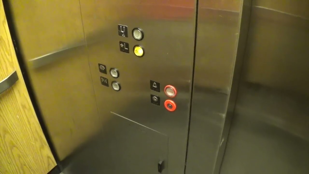 Montgomery KONE Hydraulic Elevator @ Kohl's in Bloomington, MN - YouTube