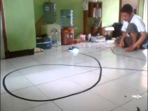 Robot Line Follower using PID Controller - YouTube