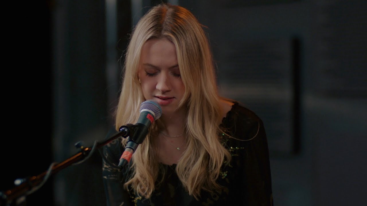 Taylor Bickett - grown up and lonely (Official Live EP) - YouTube