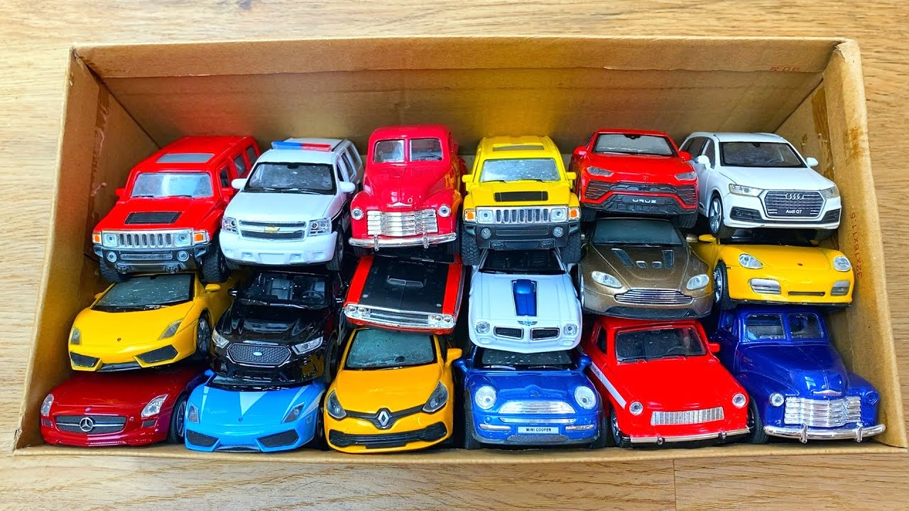 Box Full of Model Cars: Ferrari Car, Lamborghini Car, Hummer, BMW Car ...