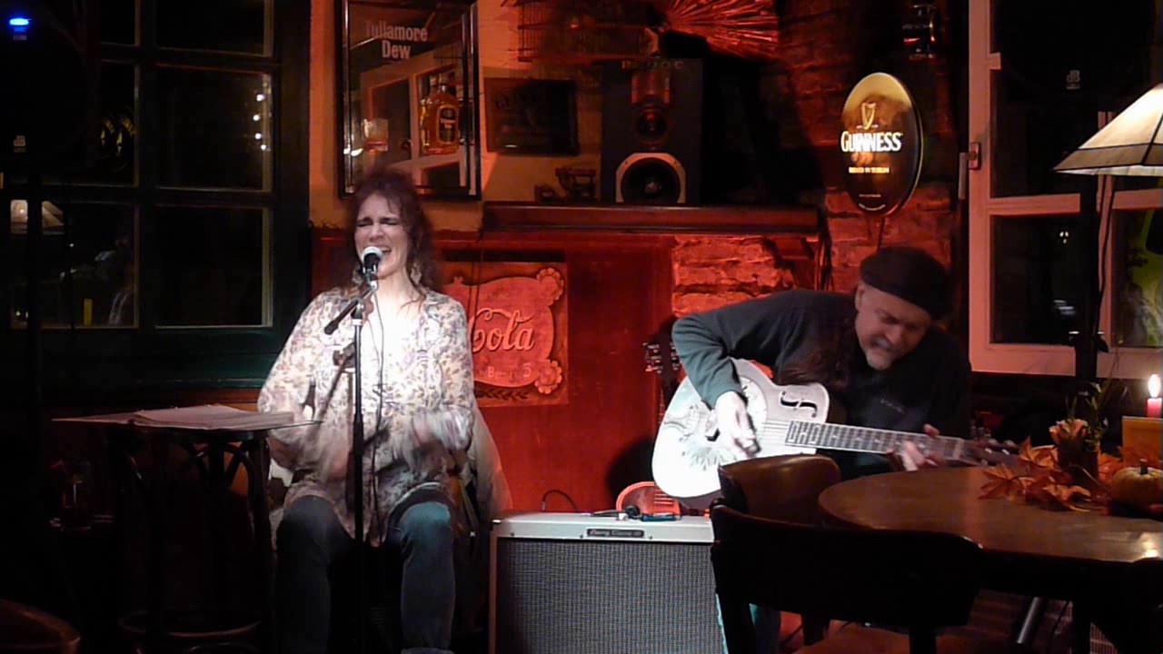 Cee Cee James - I Got A Right To Sing The Blues @ Tom Bombadil ...