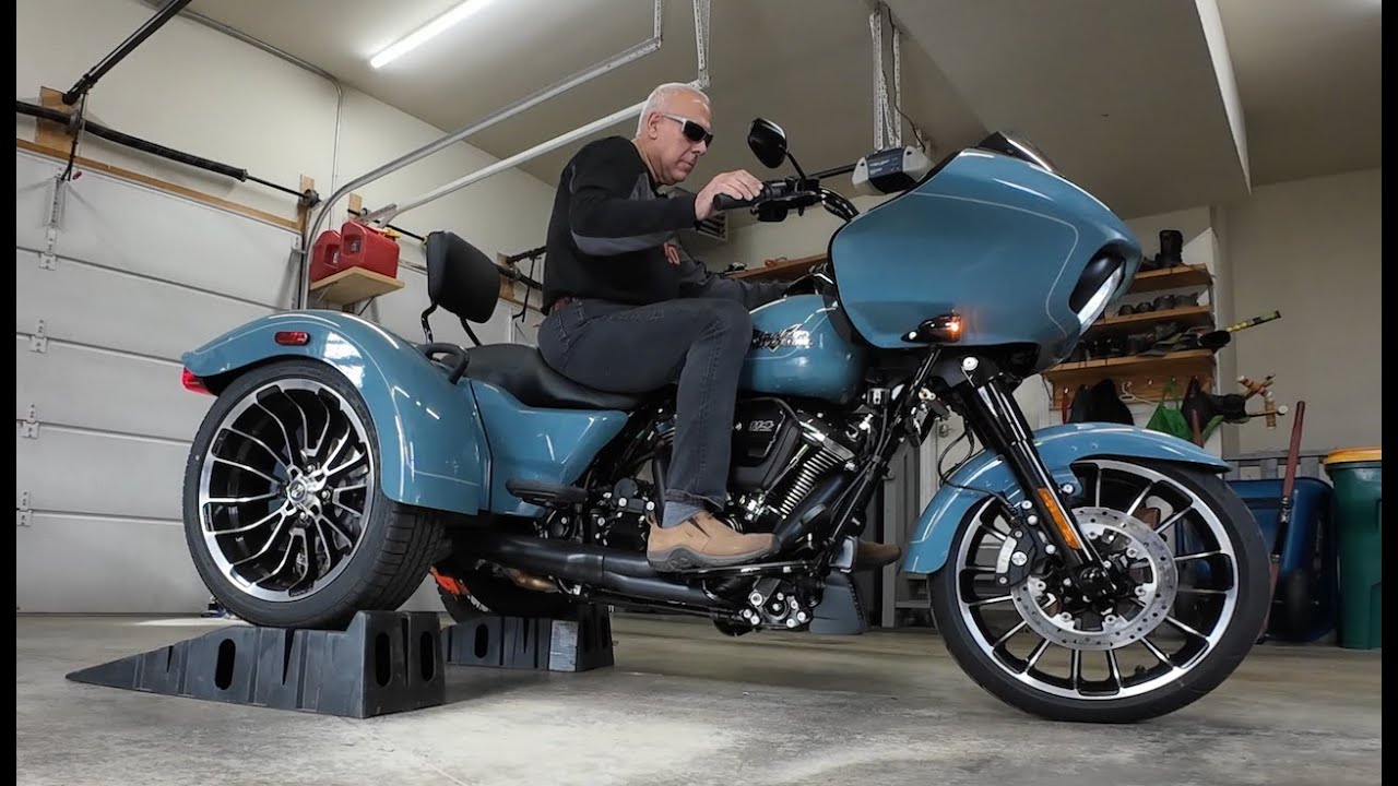 Harley Davidson Road Glide 3 Storage and Suspension Intimate Review ...