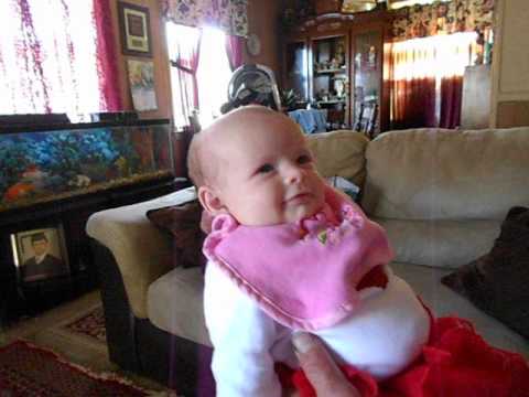 Baby saying huh~~~ - YouTube