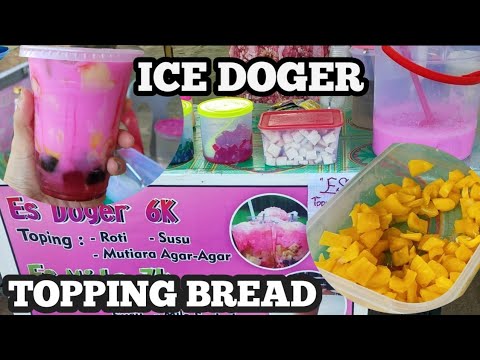 ES DOGER BU RINA - INDONESIAN STREET FOOD - TRADITIONAL ICE DOGER - YouTube