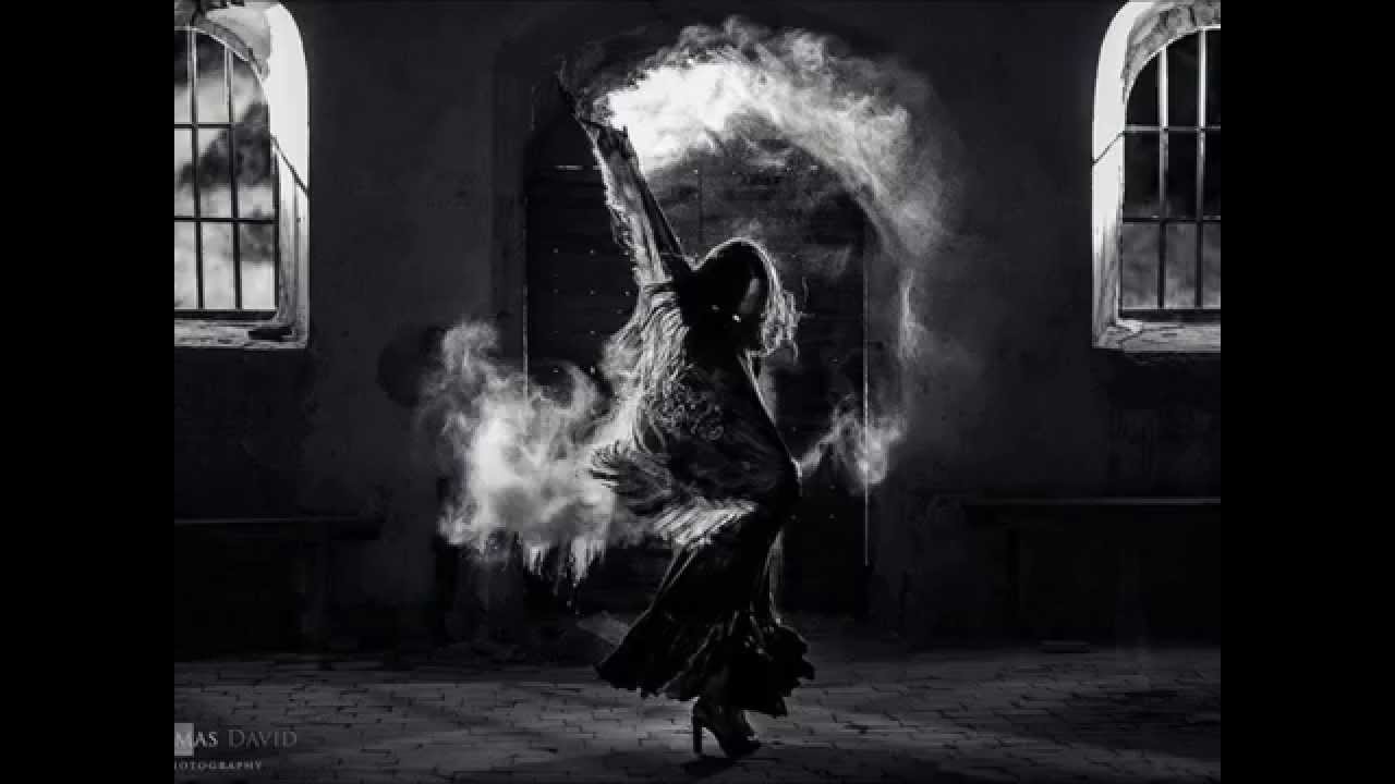 Ludovico Einaudi - Taranta Project - 2015 - Taranta - YouTube