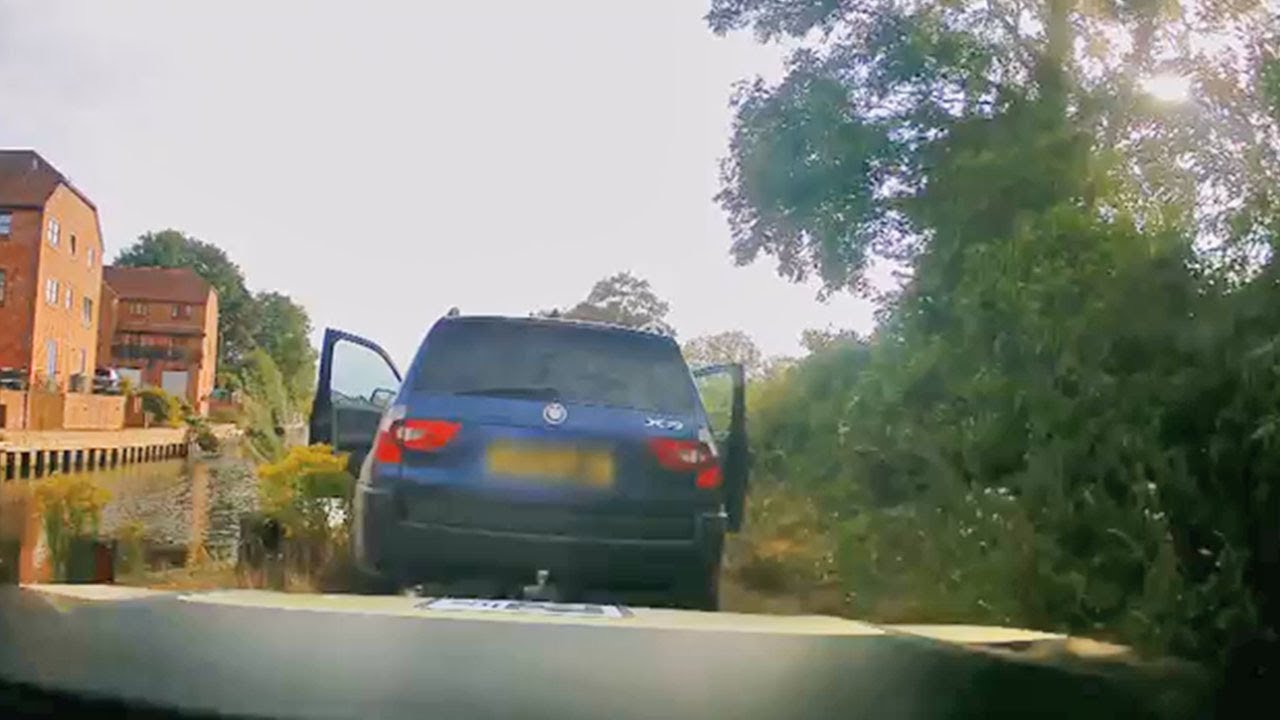 Police Interceptors 2024 | High-Speed Pursuit : Teenagers Rob Car With ...