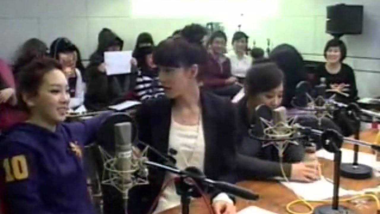 Taeyeon & Yoona(SNSD) - Roar Of Laughter - YouTube